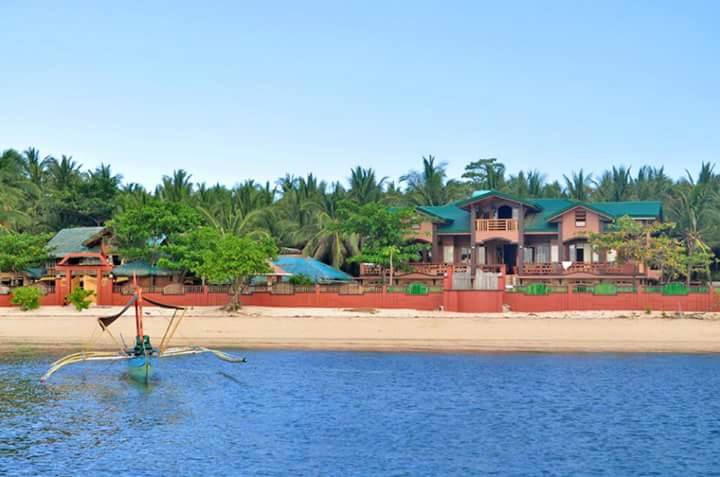 Maniwaya Beach Resort – American Institute for English Proficiency
